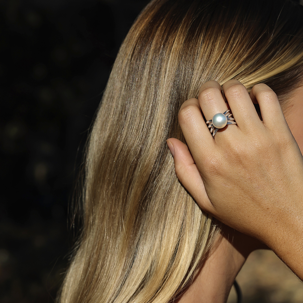 Unity Ring, 18ct White Gold | Kailis Australian Pearls