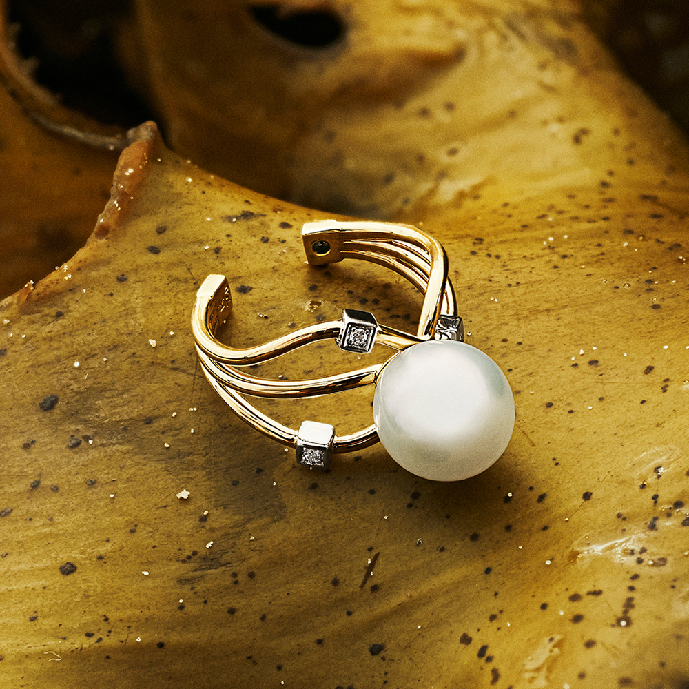Open Orbit Ring, Pearl and 18ct Yellow Gold | Kailis Jewellery