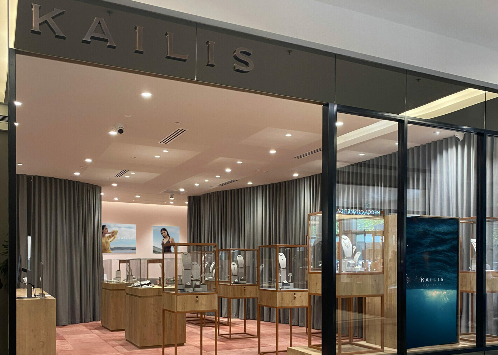 Locate a Kailis Jewellery Store Near You / Kailis Jewellery